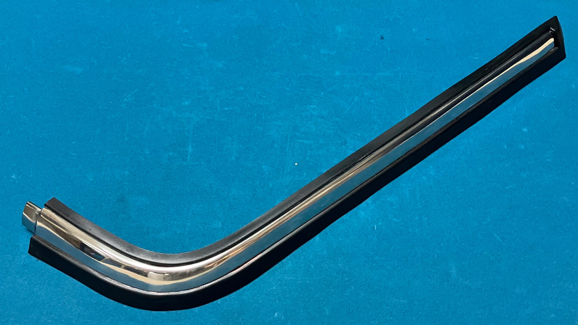 外装部品 | 販売商品のご案内 | Volvo Parts SRIQ ボルボパーツ販売専門店 株式会社スリックエンジニアリング