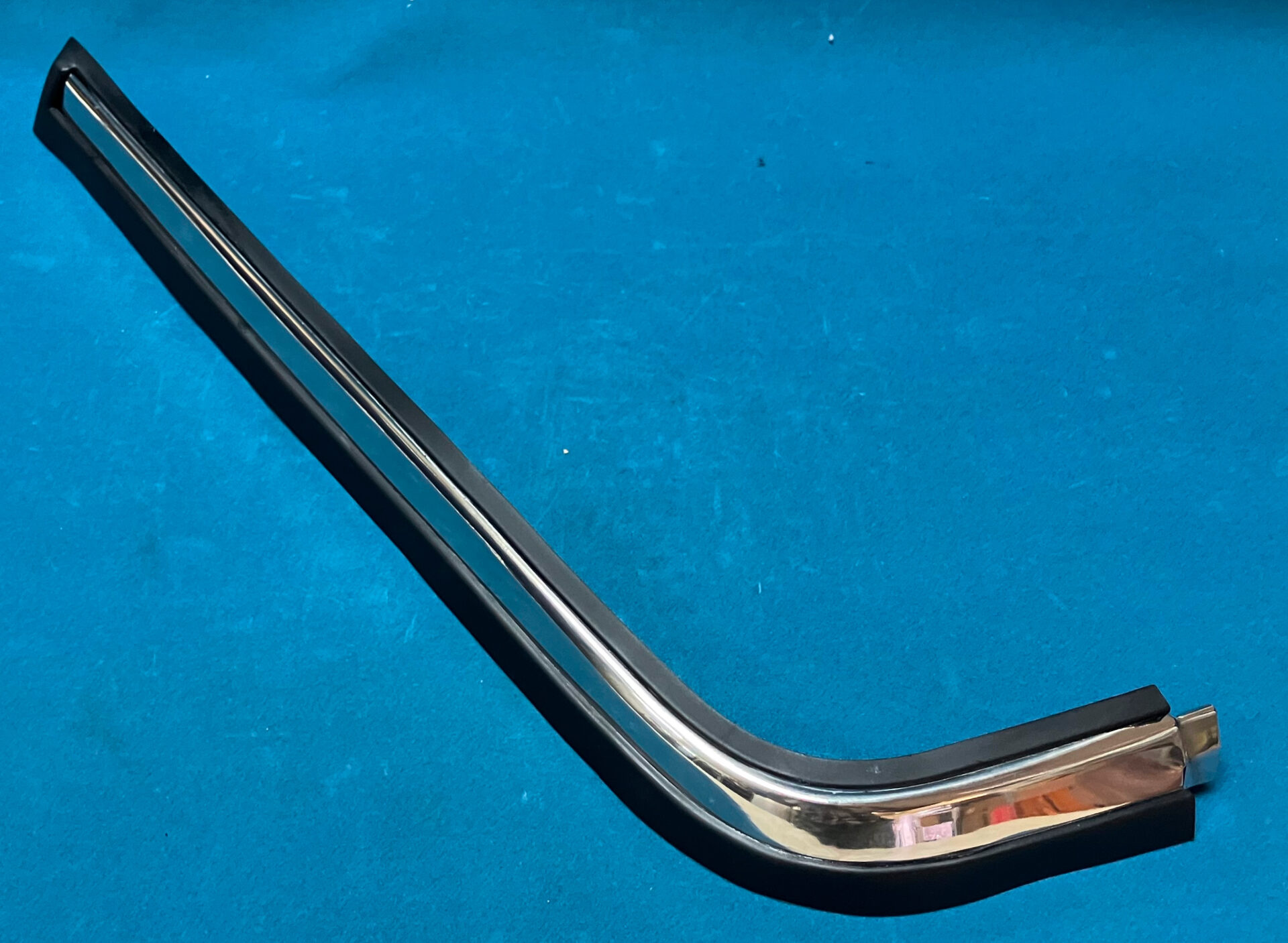 外装部品 | 販売商品のご案内 | Volvo Parts SRIQ ボルボパーツ販売専門店 株式会社スリックエンジニアリング